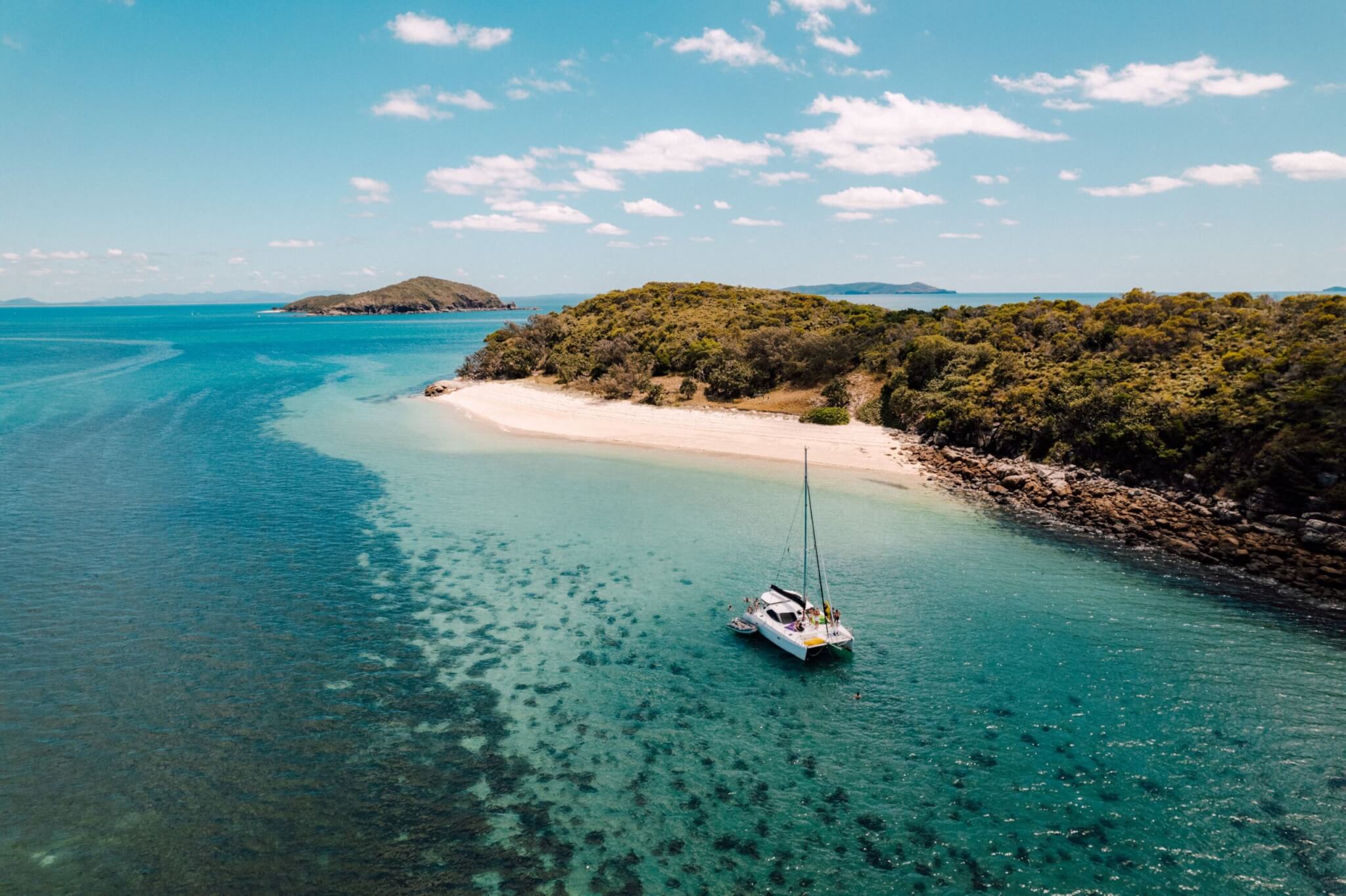 ISLANDS & REEF - Visit Capricorn Coast - Southern Great Barrier Reef